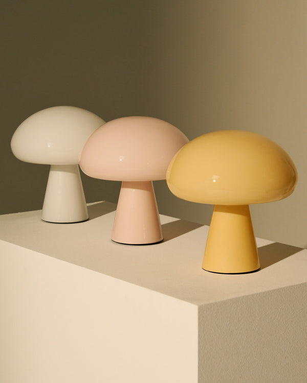 GUBI - Obello Table Lamp - Maven